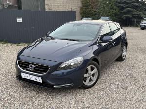 Zils Volvo V40 2013 Kauņa, ar dzinēja tilpumu 1.56 L un nobraukumu 220 tūkst. km par 4999 €, foto  vietnē AUTOMOTO.COM.LV