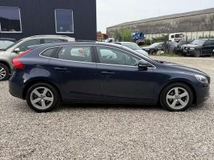 Zils Volvo V40 2013 Kauņa, ar dzinēja tilpumu 1.56 L un nobraukumu 220 tūkst. km par 4999 €, foto 6 vietnē AUTOMOTO.COM.LV
