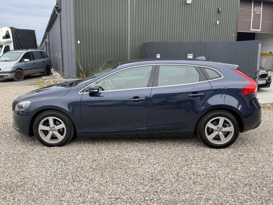 Zils Volvo V40 2013 Kauņa, ar dzinēja tilpumu 1.56 L un nobraukumu 220 tūkst. km par 4999 €, foto 7 vietnē AUTOMOTO.COM.LV