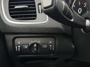 Zils Volvo V40 2013 Kauņa, ar dzinēja tilpumu 1.56 L un nobraukumu 220 tūkst. km par 4999 €, foto 21 vietnē AUTOMOTO.COM.LV