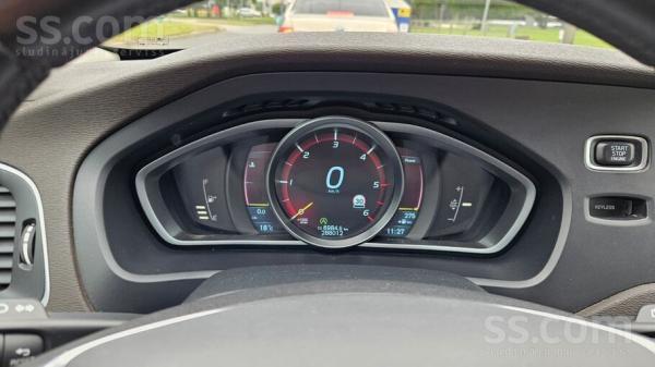 Blue Volvo V40 2013 in Riga, with an engine capacity of 1.60 L and mileage of 269 thousand km for 8500 €, photo 10 on AUTOMOTO.COM.LV