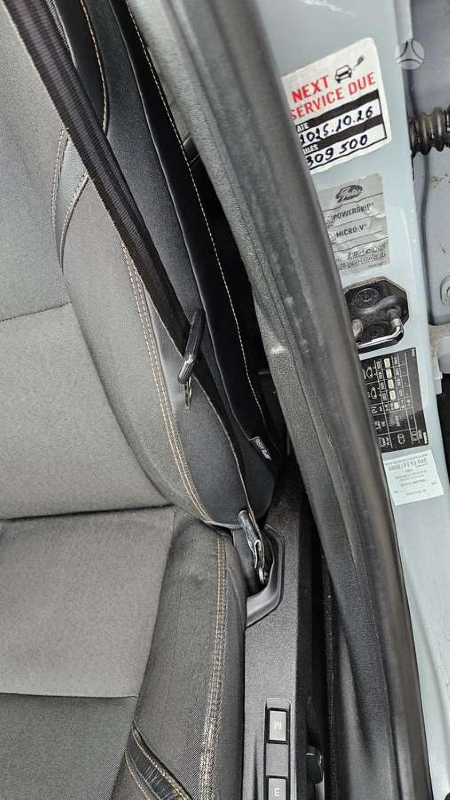 Zils Volvo V40 2013 Anykščiai, ar dzinēja tilpumu 1.56 L un nobraukumu 314 tūkst. km par 6700 €, foto 20 vietnē AUTOMOTO.COM.LV