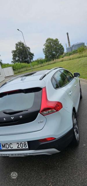 Zils Volvo V40 2013 Anykščiai, ar dzinēja tilpumu 1.56 L un nobraukumu 314 tūkst. km par 6700 €, foto 22 vietnē AUTOMOTO.COM.LV
