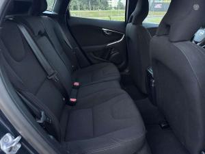 Blue Volvo V40 2013 in Vilnius, with an engine capacity of 1.56 L and mileage of 296 thousand km for 3900 €, photo 16 on AUTOMOTO.COM.LV