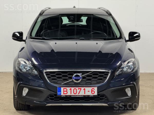 Volvo V40 2013 JÅ«rmala vietnÄ Zils Volvo V40 2013 JÅ«rmala, ar dzinÄja tilpumu 1.60 L un nobraukumu 204 tÅ«kst. km par 7950 ā¬, foto 4 vietnÄ AUTOMOTO.COM.LV