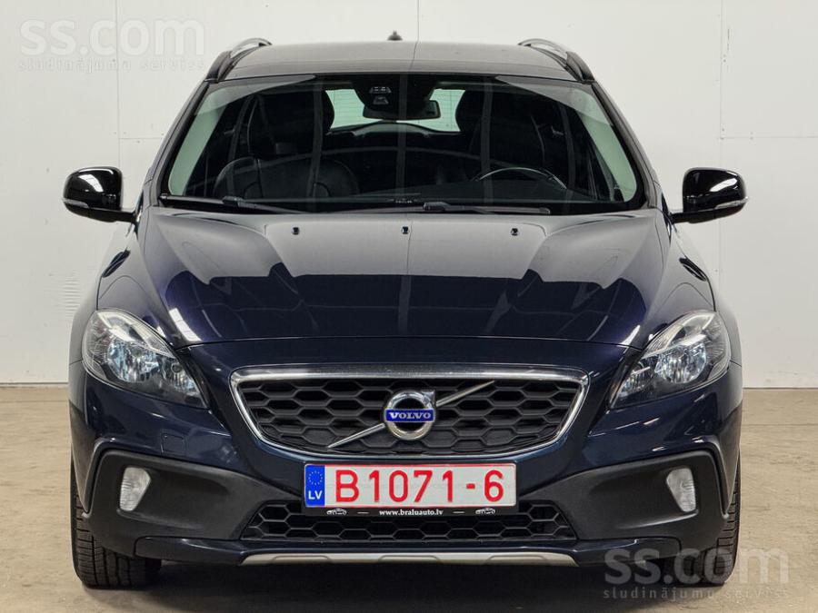 Zils Volvo V40 2013 Jūrmala, ar dzinēja tilpumu 1.60 L un nobraukumu 204 tūkst. km par 7950 €, foto 4 vietnē AUTOMOTO.COM.LV
