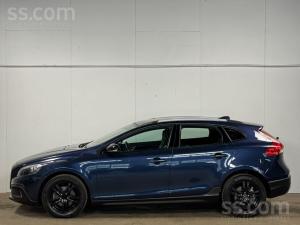 Zils Volvo V40 2013 Jūrmala, ar dzinēja tilpumu 1.60 L un nobraukumu 204 tūkst. km par 7950 €, foto 6 vietnē AUTOMOTO.COM.LV