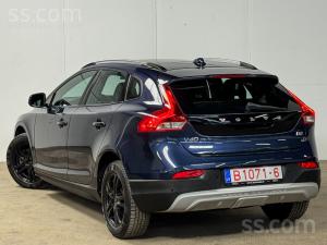 Zils Volvo V40 2013 Jūrmala, ar dzinēja tilpumu 1.60 L un nobraukumu 204 tūkst. km par 7950 €, foto 13 vietnē AUTOMOTO.COM.LV