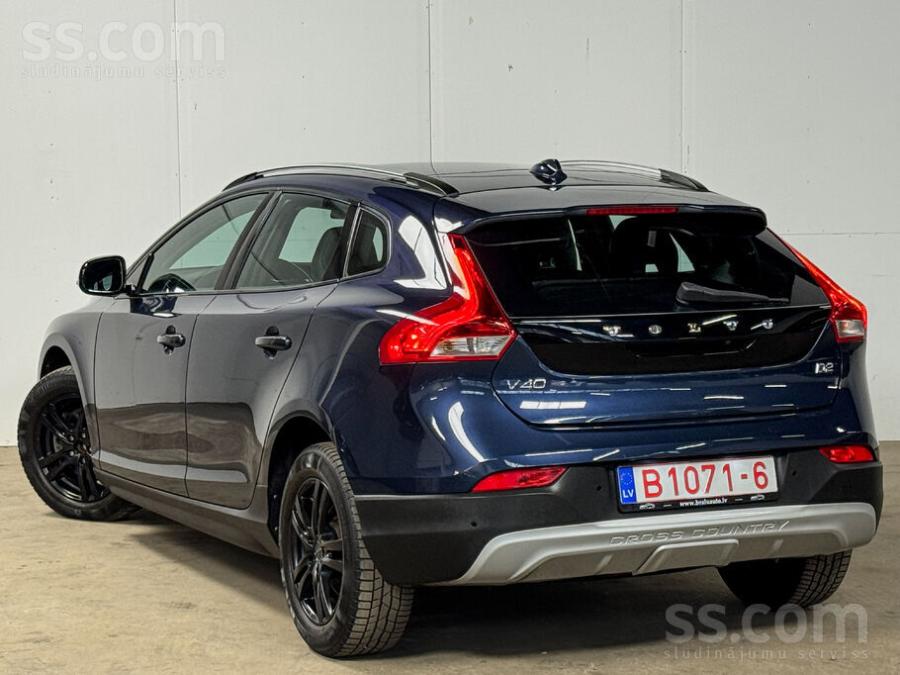 Zils Volvo V40 2013 Jūrmala, ar dzinēja tilpumu 1.60 L un nobraukumu 204 tūkst. km par 7950 €, foto 13 vietnē AUTOMOTO.COM.LV