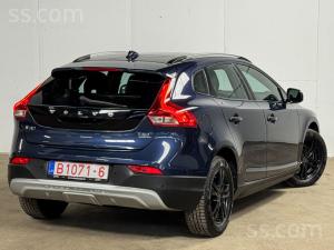Zils Volvo V40 2013 Jūrmala, ar dzinēja tilpumu 1.60 L un nobraukumu 204 tūkst. km par 7950 €, foto 14 vietnē AUTOMOTO.COM.LV