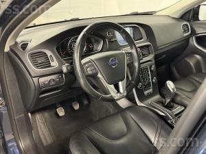 Zils Volvo V40 2013 Jūrmala, ar dzinēja tilpumu 1.60 L un nobraukumu 204 tūkst. km par 7950 €, foto 17 vietnē AUTOMOTO.COM.LV