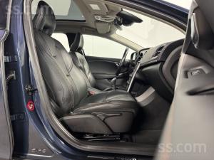 Zils Volvo V40 2013 Jūrmala, ar dzinēja tilpumu 1.60 L un nobraukumu 204 tūkst. km par 7950 €, foto 21 vietnē AUTOMOTO.COM.LV