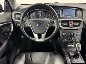 Zils Volvo V40 2013 Jūrmala, ar dzinēja tilpumu 1.60 L un nobraukumu 204 tūkst. km par 7950 €, foto 25 vietnē AUTOMOTO.COM.LV