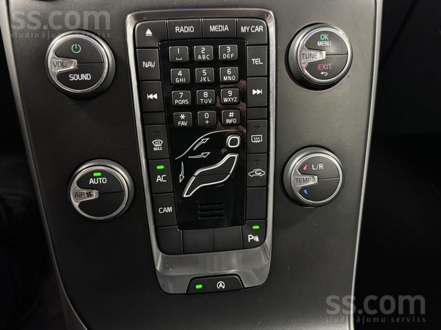 Zils Volvo V40 2013 Jūrmala, ar dzinēja tilpumu 1.60 L un nobraukumu 204 tūkst. km par 7950 €, foto 26 vietnē AUTOMOTO.COM.LV