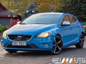 Blue Volvo V40 2013 in Riga, with an engine capacity of 2.00 L and mileage of 339 thousand km for 6450 €, photo 1 on AUTOMOTO.COM.LV