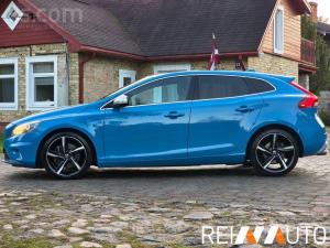Zils Volvo V40 2013 Rīga, ar dzinēja tilpumu 2.00 L un nobraukumu 339 tūkst. km par 6450 €, foto 3 vietnē AUTOMOTO.COM.LV