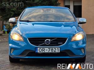Zils Volvo V40 2013 Rīga, ar dzinēja tilpumu 2.00 L un nobraukumu 339 tūkst. km par 6450 €, foto 9 vietnē AUTOMOTO.COM.LV