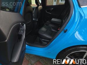 Zils Volvo V40 2013 Rīga, ar dzinēja tilpumu 2.00 L un nobraukumu 339 tūkst. km par 6450 €, foto 15 vietnē AUTOMOTO.COM.LV