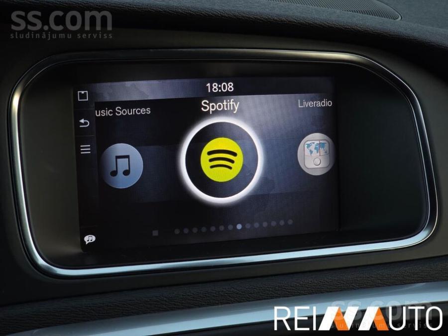 Zils Volvo V40 2013 Rīga, ar dzinēja tilpumu 2.00 L un nobraukumu 339 tūkst. km par 6450 €, foto 24 vietnē AUTOMOTO.COM.LV