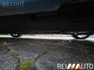 Zils Volvo V40 2013 Rīga, ar dzinēja tilpumu 2.00 L un nobraukumu 339 tūkst. km par 6450 €, foto 31 vietnē AUTOMOTO.COM.LV