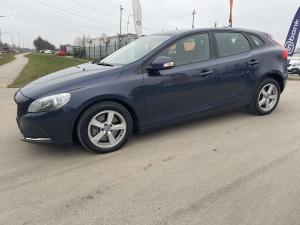 Zils Volvo V40 2014 Kauņa, ar dzinēja tilpumu 1.97 L un nobraukumu 226 tūkst. km par 5650 €, foto 3 vietnē AUTOMOTO.COM.LV