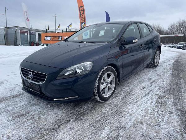 Blue Volvo V40 2014 in Kaunas, with an engine capacity of 1.97 L and mileage of 225 thousand km for 5450 €, photo 5 on AUTOMOTO.COM.LV