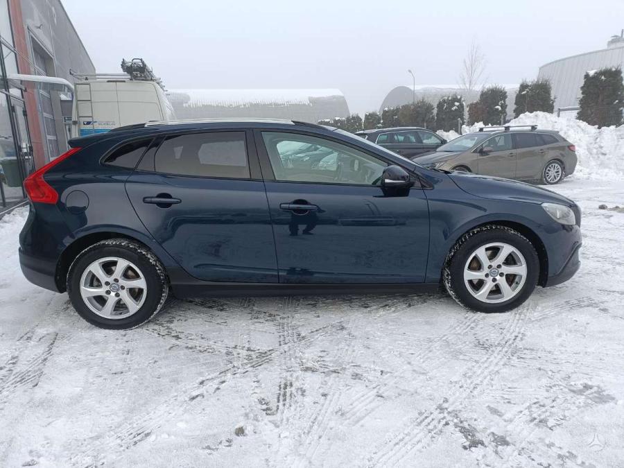 Zils Volvo V40 2014 Klaipėda, ar dzinēja tilpumu 1.56 L un nobraukumu 239 tūkst. km par 5650 €, foto 11 vietnē AUTOMOTO.COM.LV