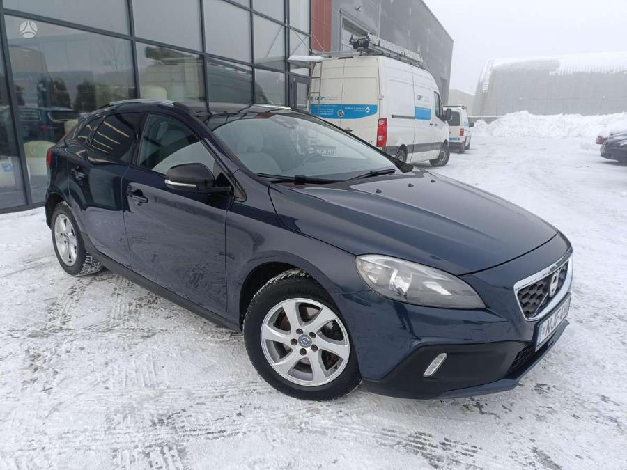 Zils Volvo V40 2014 Klaipėda, ar dzinēja tilpumu 1.56 L un nobraukumu 239 tūkst. km par 5650 €, foto 16 vietnē AUTOMOTO.COM.LV