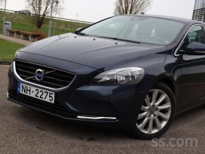 Zils Volvo V40 2014 Daugavpils, ar dzinēja tilpumu 1.60 L un nobraukumu 238 tūkst. km par 5850 €, foto 8 vietnē AUTOMOTO.COM.LV