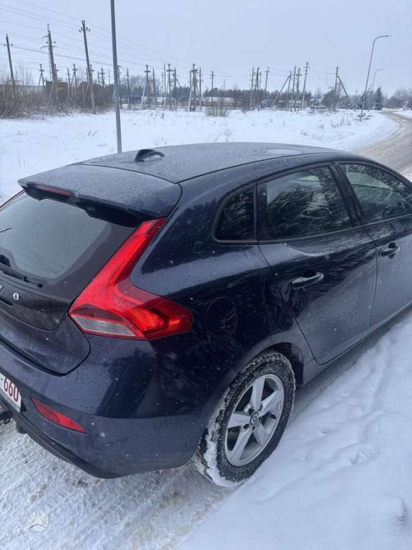 Zils Volvo V40 2014 Kauņa, ar dzinēja tilpumu 1.56 L un nobraukumu 285 tūkst. km par 5750 €, foto 7 vietnē AUTOMOTO.COM.LV