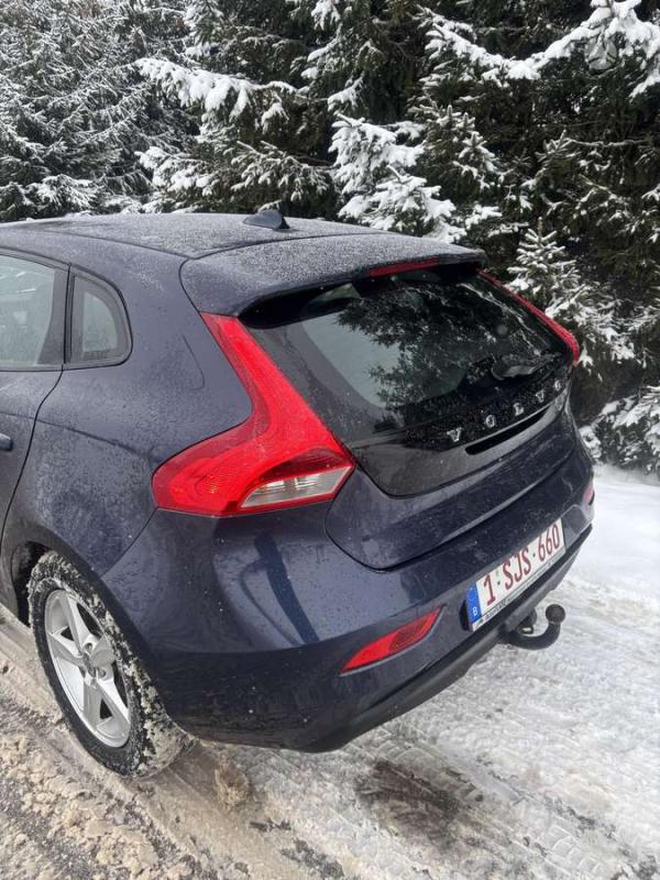Zils Volvo V40 2014 Kauņa, ar dzinēja tilpumu 1.56 L un nobraukumu 285 tūkst. km par 5750 €, foto 8 vietnē AUTOMOTO.COM.LV