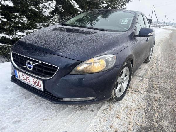 Zils Volvo V40 2014 Kauņa, ar dzinēja tilpumu 1.56 L un nobraukumu 285 tūkst. km par 5750 €, foto 10 vietnē AUTOMOTO.COM.LV
