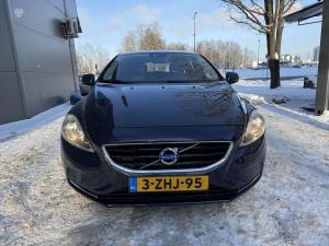 Blue Volvo V40 2014 in Kaunas, with an engine capacity of 1.97 L and mileage of 257 thousand km for 5450 €, photo 2 on AUTOMOTO.COM.LV