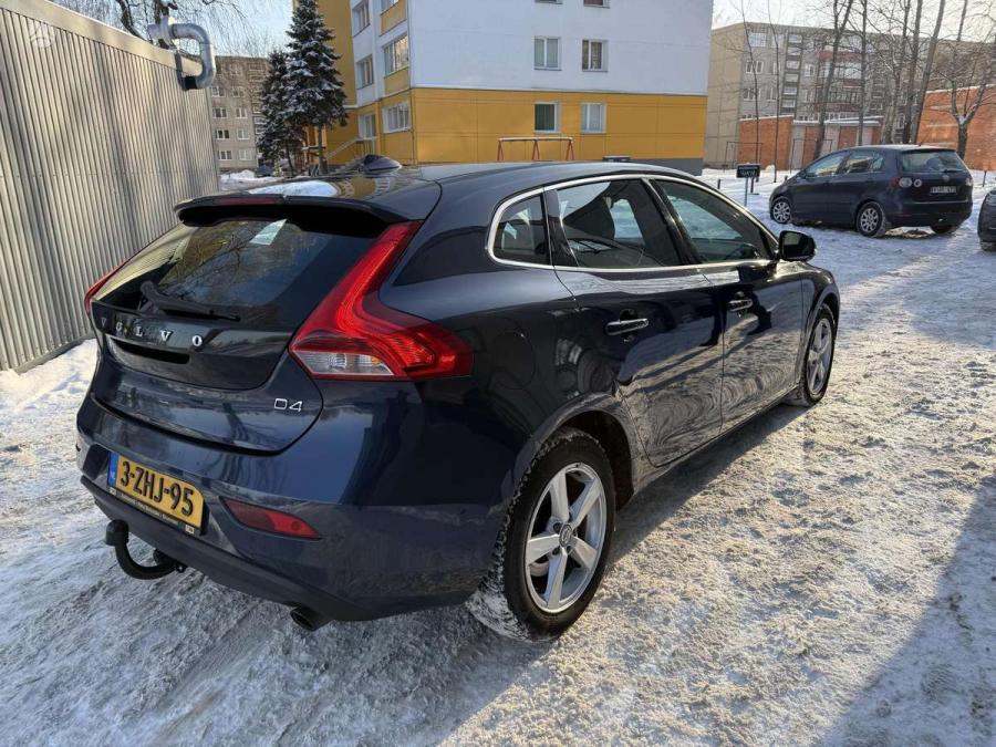 Zils Volvo V40 2014 Kauņa, ar dzinēja tilpumu 1.97 L un nobraukumu 257 tūkst. km par 5450 €, foto 6 vietnē AUTOMOTO.COM.LV