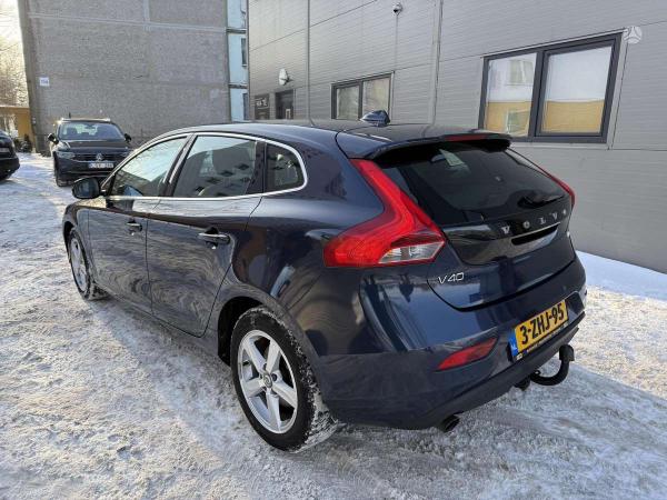 Blue Volvo V40 2014 in Kaunas, with an engine capacity of 1.97 L and mileage of 257 thousand km for 5450 €, photo 10 on AUTOMOTO.COM.LV