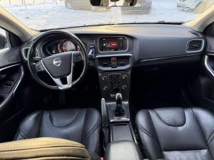Zils Volvo V40 2014 Kauņa, ar dzinēja tilpumu 1.97 L un nobraukumu 257 tūkst. km par 5450 €, foto 17 vietnē AUTOMOTO.COM.LV