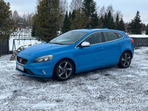 Blue Volvo V40 2014 in Paide, with an engine capacity of 1.60 L and mileage of 273 thousand km for 7290 €, photo 6 on AUTOMOTO.COM.LV