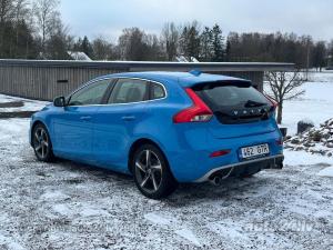 Blue Volvo V40 2014 in Paide, with an engine capacity of 1.60 L and mileage of 273 thousand km for 7290 €, photo 7 on AUTOMOTO.COM.LV