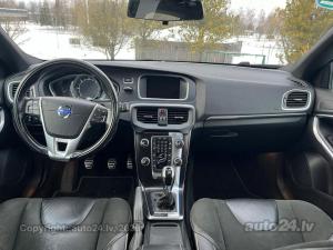 Blue Volvo V40 2014 in Paide, with an engine capacity of 1.60 L and mileage of 273 thousand km for 7290 €, photo 13 on AUTOMOTO.COM.LV