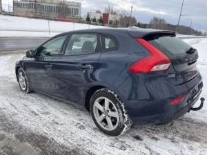 Blue Volvo V40 2014 in Kaunas, with an engine capacity of 1.98 L and mileage of 225 thousand km for 5250 €, photo 14 on AUTOMOTO.COM.LV