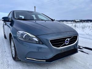Zils Volvo V40 2014 Viļņa, ar dzinēja tilpumu 1.56 L un nobraukumu 162 tūkst. km par 6900 €, foto  vietnē AUTOMOTO.COM.LV