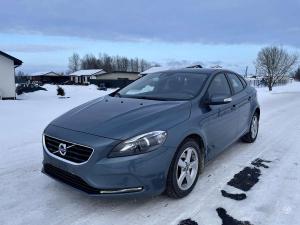 Blue Volvo V40 2014 in Vilnius, with an engine capacity of 1.56 L and mileage of 162 thousand km for 6900 €, photo 5 on AUTOMOTO.COM.LV