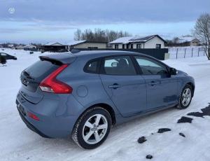Blue Volvo V40 2014 in Vilnius, with an engine capacity of 1.56 L and mileage of 162 thousand km for 6900 €, photo 7 on AUTOMOTO.COM.LV