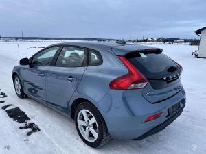 Blue Volvo V40 2014 in Vilnius, with an engine capacity of 1.56 L and mileage of 162 thousand km for 6900 €, photo 10 on AUTOMOTO.COM.LV