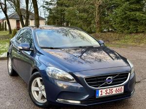 Zils Volvo V40 2014 Kauņa, ar dzinēja tilpumu 1.56 L un nobraukumu 290 tūkst. km par 5650 €, foto  vietnē AUTOMOTO.COM.LV