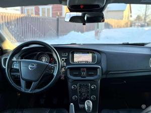 Blue Volvo V40 2014 in Kaunas, with an engine capacity of 1.56 L and mileage of 280 thousand km for 5499 €, photo 13 on AUTOMOTO.COM.LV