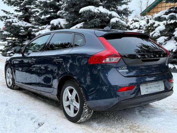 Zils Volvo V40 2014 Utena, ar dzinēja tilpumu 1.56 L un nobraukumu 248 tūkst. km par 5990 €, foto 4 vietnē AUTOMOTO.COM.LV
