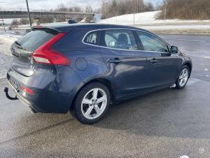 Zils Volvo V40 2014 Kauņa, ar dzinēja tilpumu 2.00 L un nobraukumu 258 tūkst. km par 5950 €, foto 10 vietnē AUTOMOTO.COM.LV