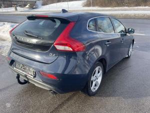 Zils Volvo V40 2014 Kauņa, ar dzinēja tilpumu 2.00 L un nobraukumu 258 tūkst. km par 5950 €, foto 11 vietnē AUTOMOTO.COM.LV