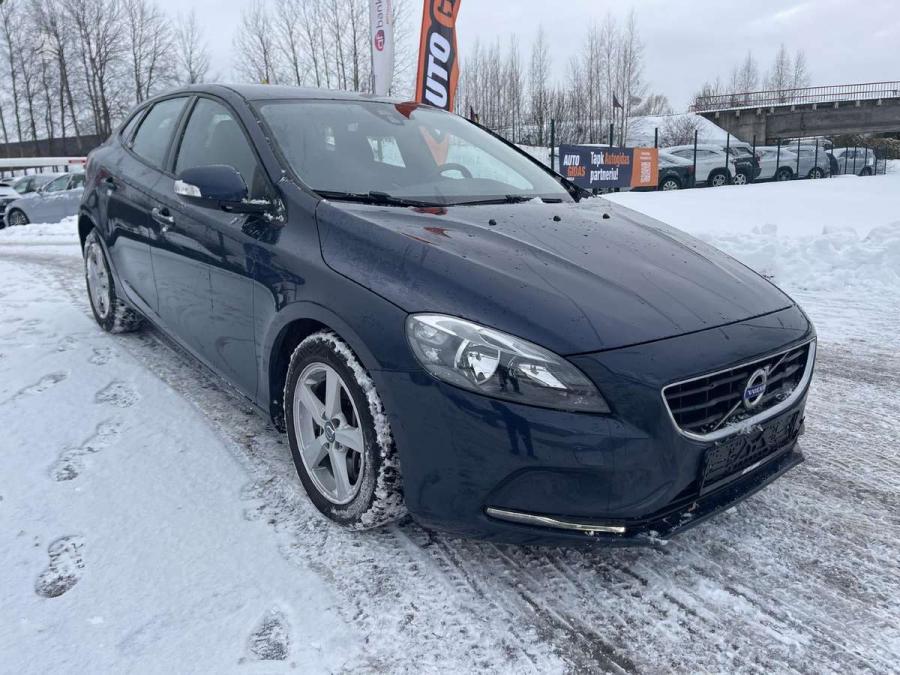 Zils Volvo V40 2014 Kauņa, ar dzinēja tilpumu 1.97 L un nobraukumu 207 tūkst. km par 5650 €, foto 5 vietnē AUTOMOTO.COM.LV